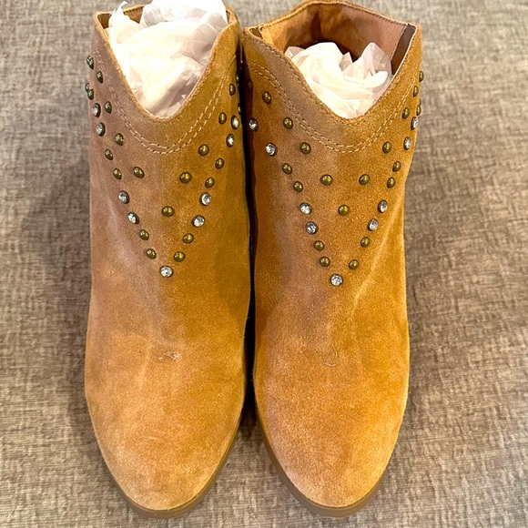 Yellow Box | Shoes | Yellow Box Booties 8 Or 85 Not Marked Leather No ...